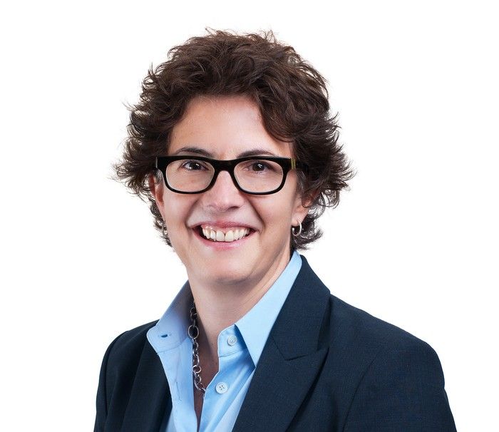 Okanagan Lake: Couple finds perfect spot to build ultimate dream home ...