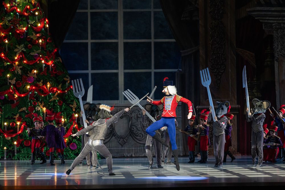 New meets nostalgic in this timeless holiday ballet | Vancouver Sun