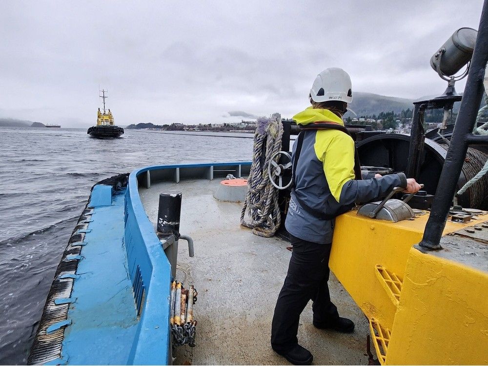 'Sea change': All-women tugboat crew makes Christmas run up B.C. coast ...