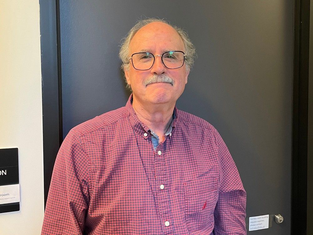 Book banning in Canada? Libraries, book stores, authors watch closely ...