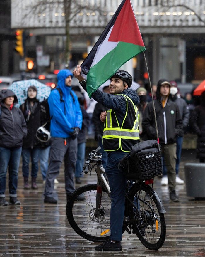 Children's tent brings lessons in life to Palestinian-Canadian mother ...