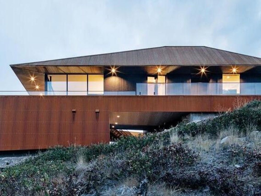 Armoured house hits market near Naramata | Vancouver Sun