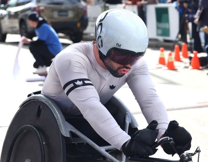 Vancouver Sun Run: Find yourself in these photos from the 2024 Sun Run ...