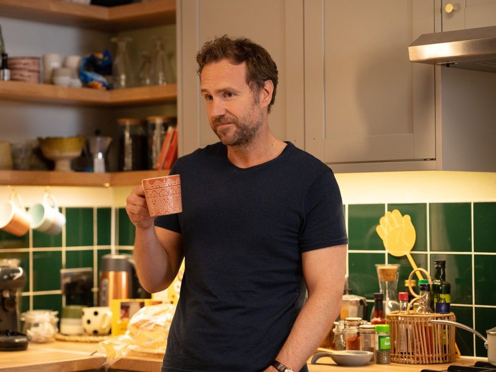 Rafe Spall and Esther Smith talk season four of Apple+ series Trying ...