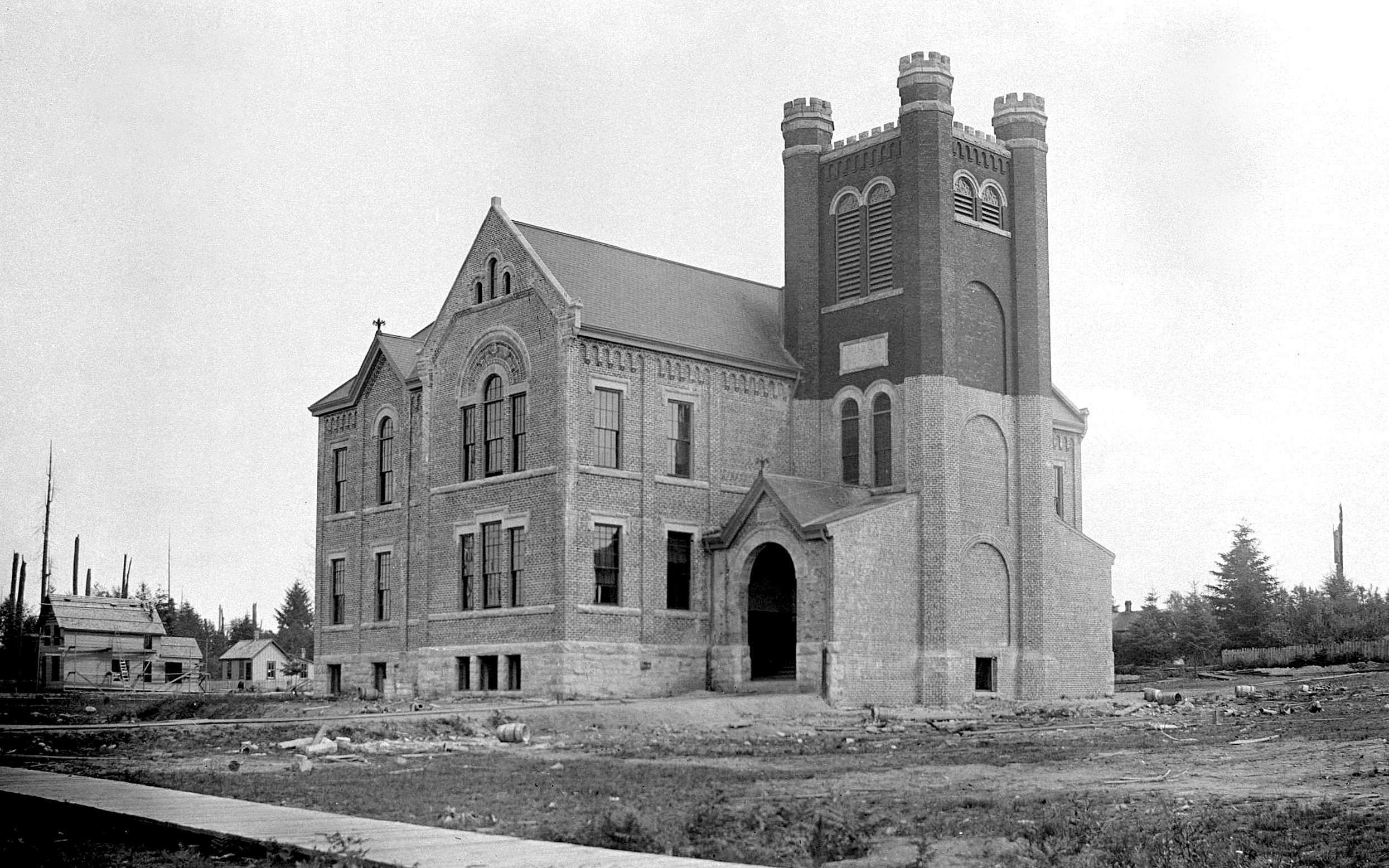 Kingsgate Mall marks 50 years of being a weird, loved Vancouver staple ...