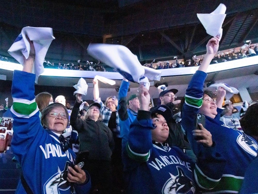 Fans bring the party as Canucks win Round 1 in Stanley Cup playoffs ...