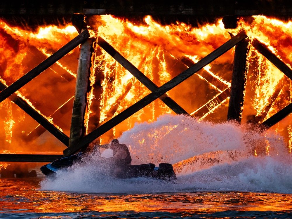 Richmond fire: See striking photos and videos from the massive blaze ...