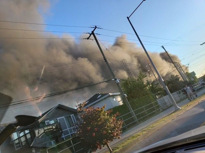 Richmond fire: Building and trestle bridge destroyed in massive blaze ...