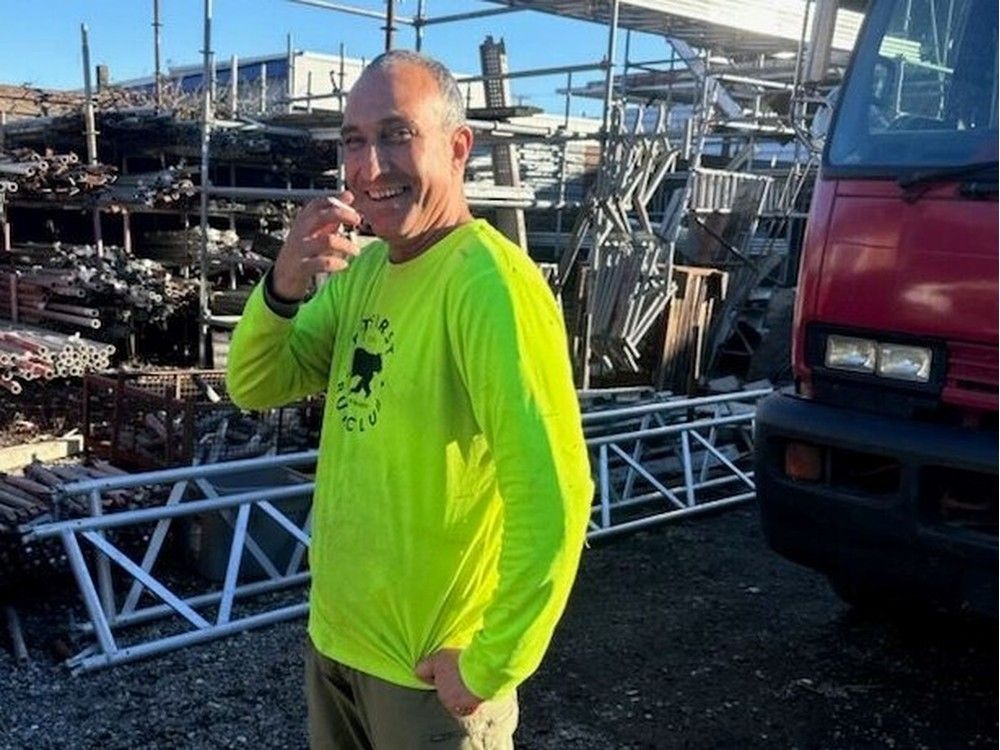 Homicide investigators identify Surrey stabbing victim | Vancouver Sun