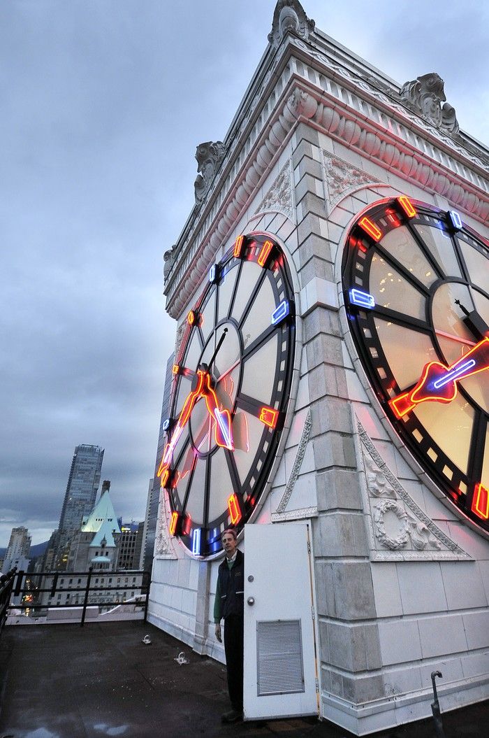 Vancouver block clock renewed after 112 years on the job | Vancouver Sun