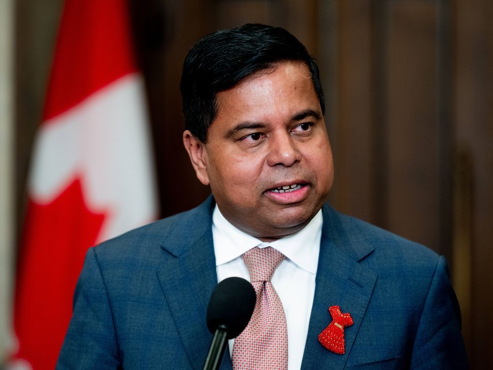 K’omoks First Nation signs draft treaty with B.C., federal governments ...