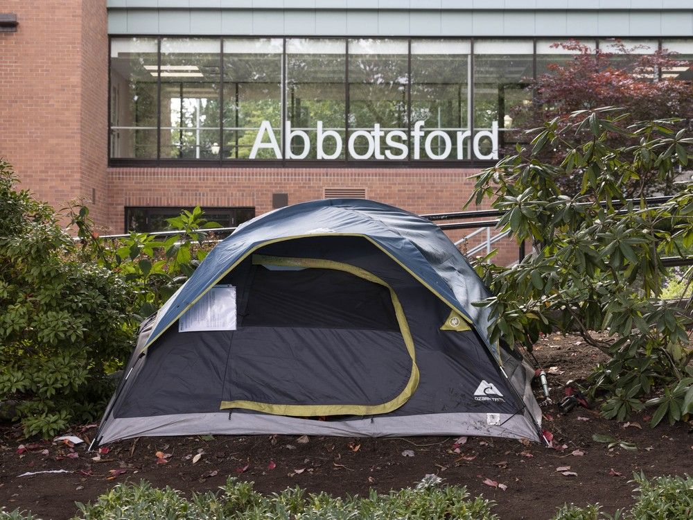 Abbotsford wins ruling allowing it to end homeless camp at city hall ...