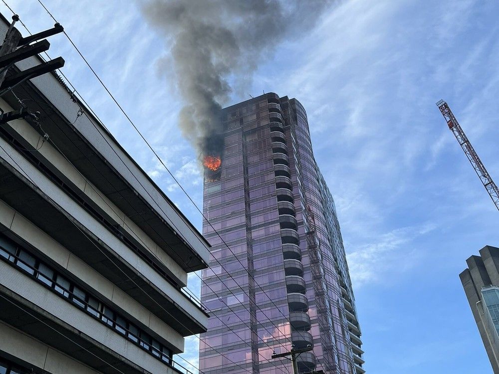 Vancouver fire: Multi-unit fire erupts in West End highrise | Vancouver Sun