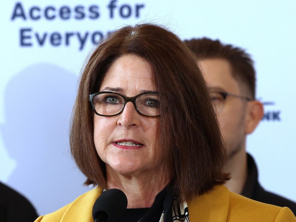 B.C. election: NDP promise $500M to deliver North Shore rapid bus ...