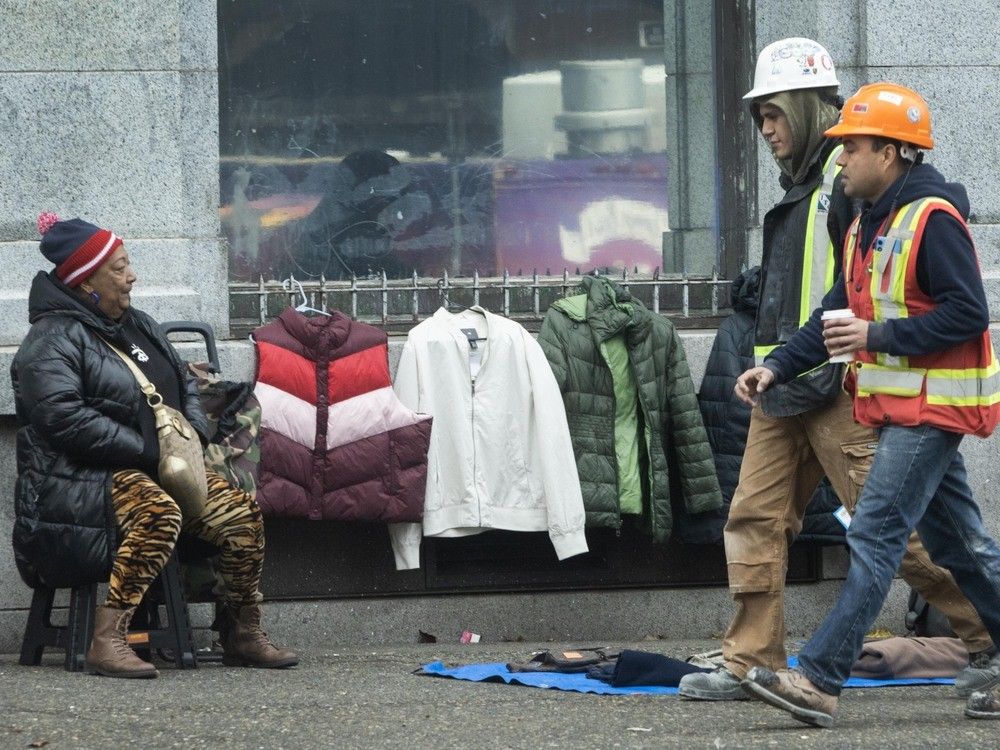 Police crack down on street vendors in the DTES | Vancouver Sun