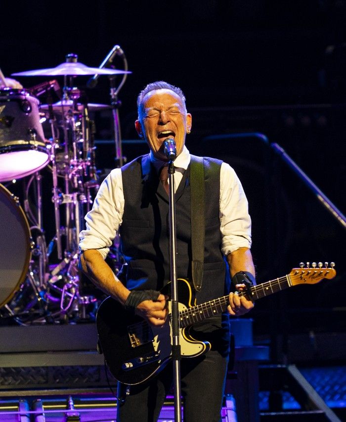 Concert review: Bruce Springsteen brings his hit show to Vancouver ...