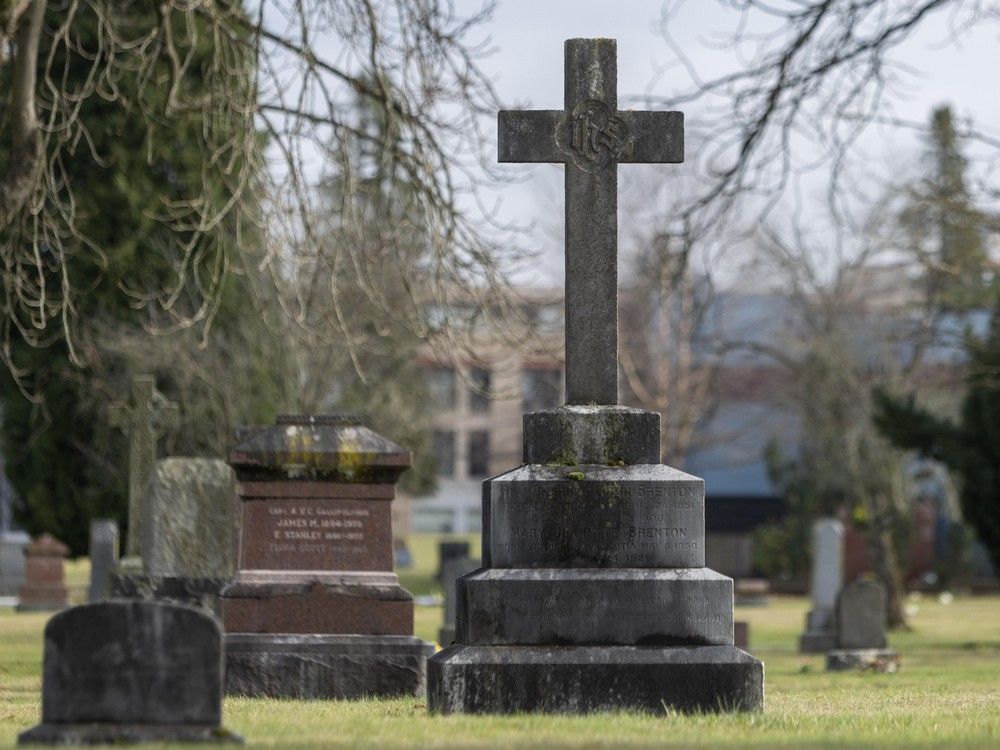 Costs rise faster than inflation at Vancouver's Mountain View Cemetery ...