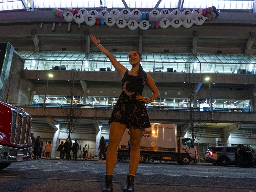 Review: Taylor Swift opens Vancouver Eras Tour dates with a bang ...