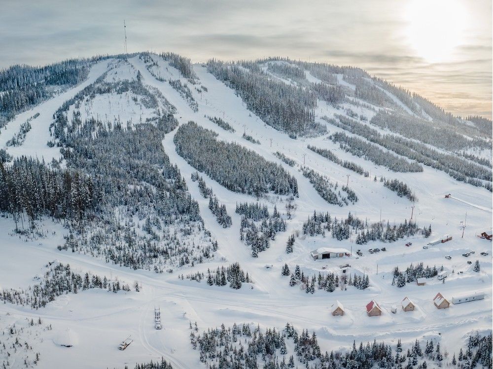 B.C. ski resort that closed over lack of snow announces reopening ...