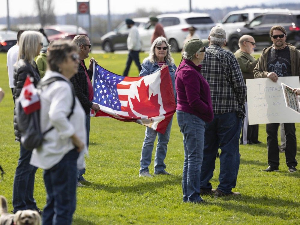 Photos: Peace Arch border rally demonstrates ongoing Canada-U.S. bond ...