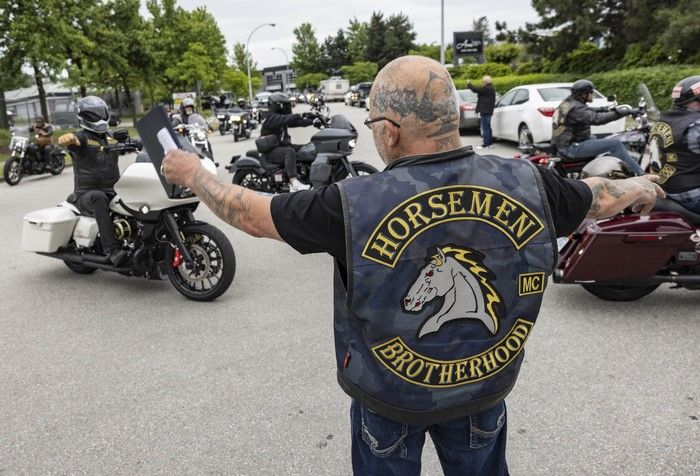 Hundreds of Hells Angels attend memorial for original B.C. member ...
