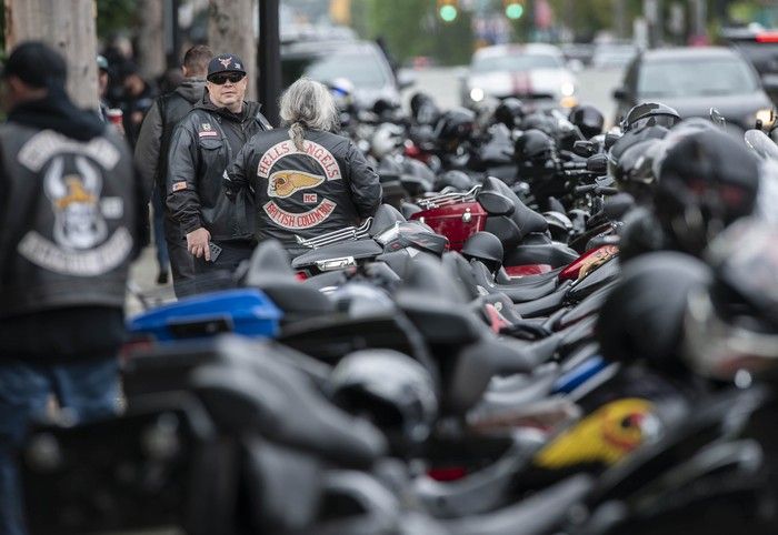 Hundreds of Hells Angels attend memorial for original B.C. member ...