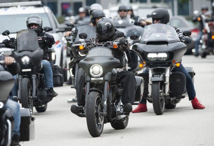 Hundreds of Hells Angels attend memorial for original B.C. member ...