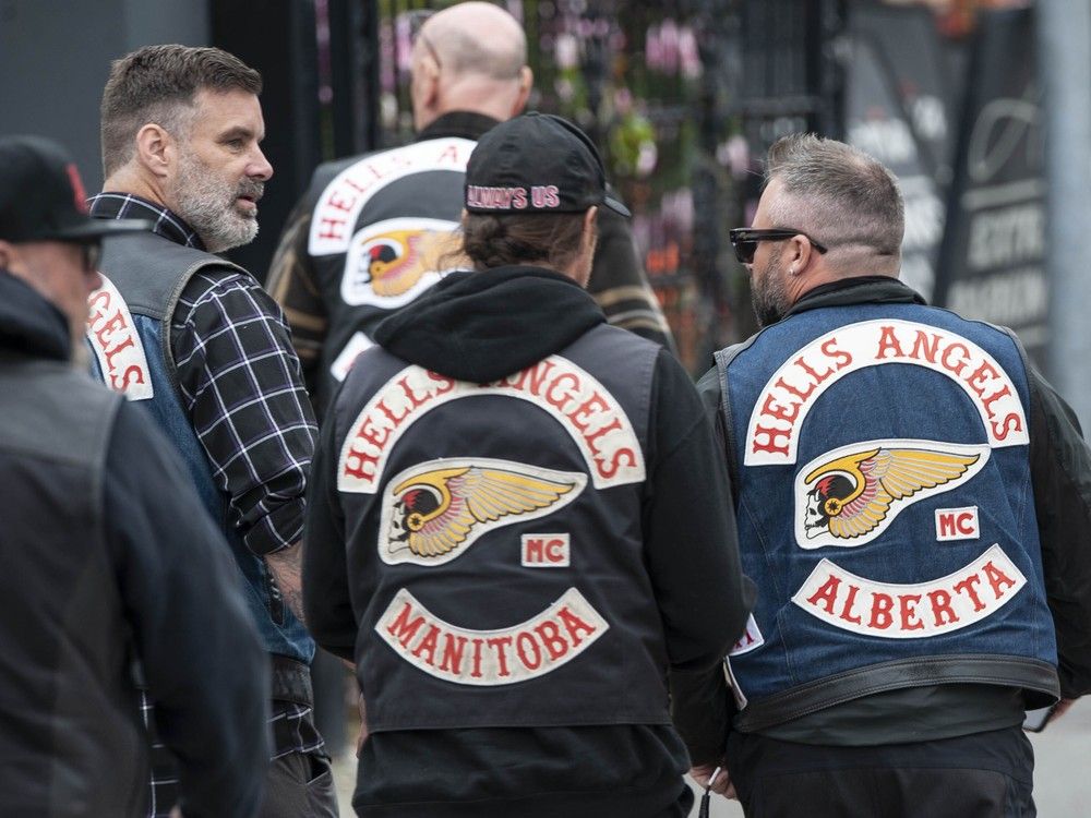 Hundreds of Hells Angels attend memorial for original B.C. member ...