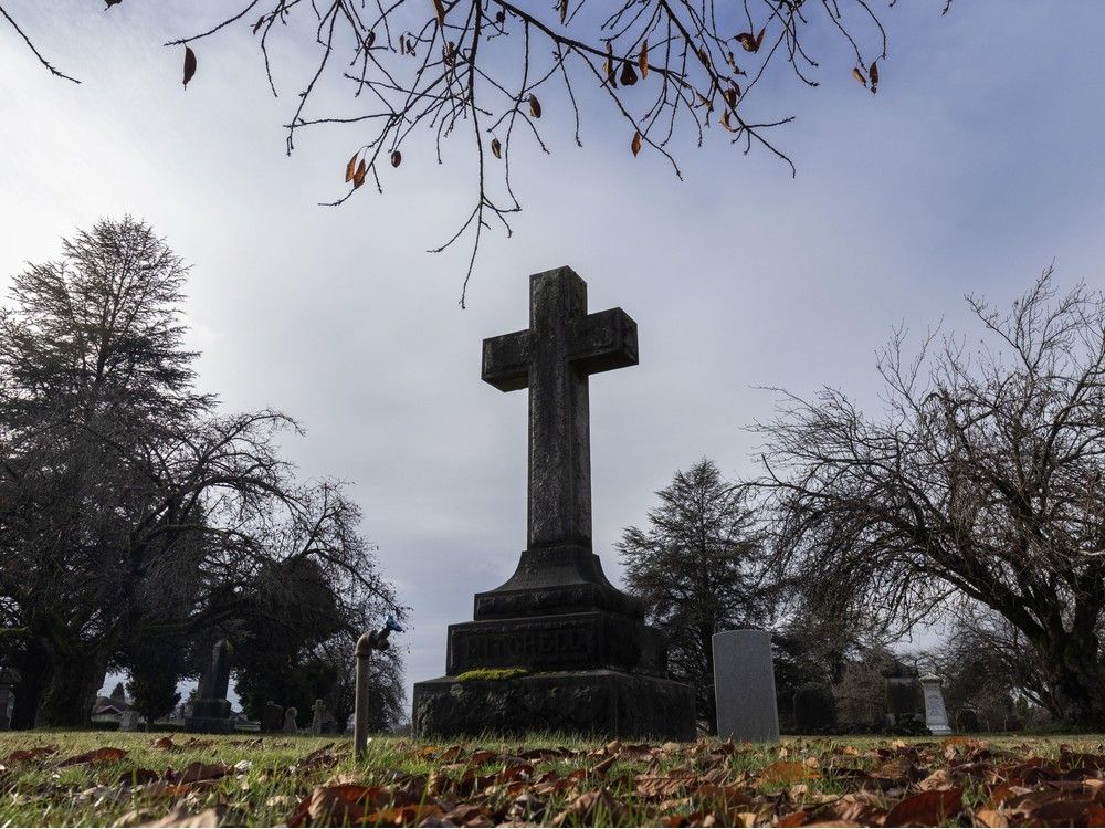 Grief, memory and Vancouver's Mountain View Cemetery | Vancouver Sun