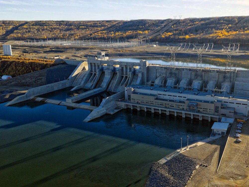 What went wrong with Site C detailed in new B.C. Hydro report ...