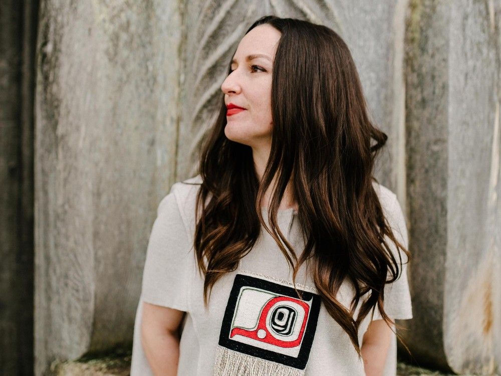 Snowboarder to weaver: Meghann O’Brien’s digital regalia lands at MOA ...