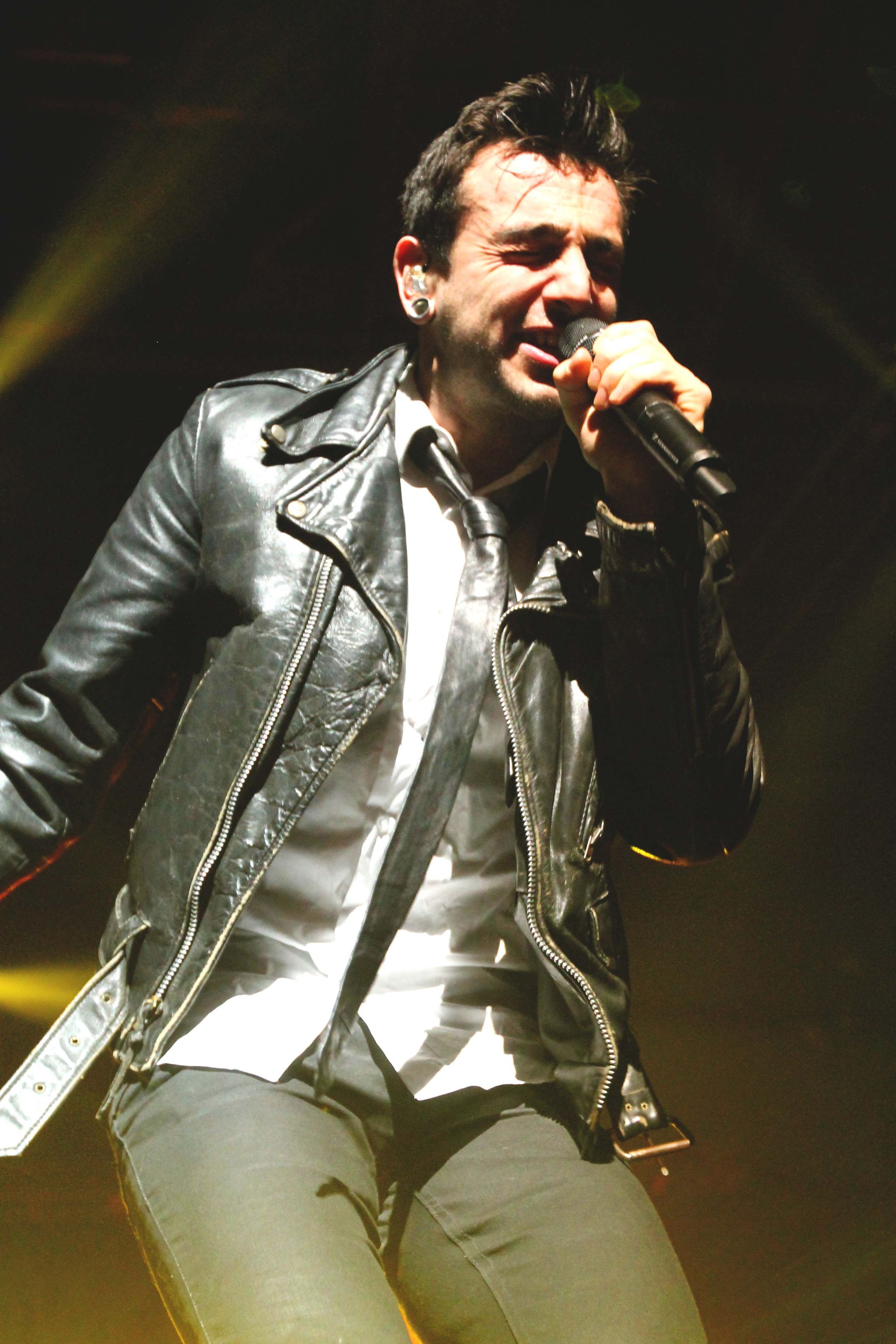 Hedley concert a hit | Windsor Star