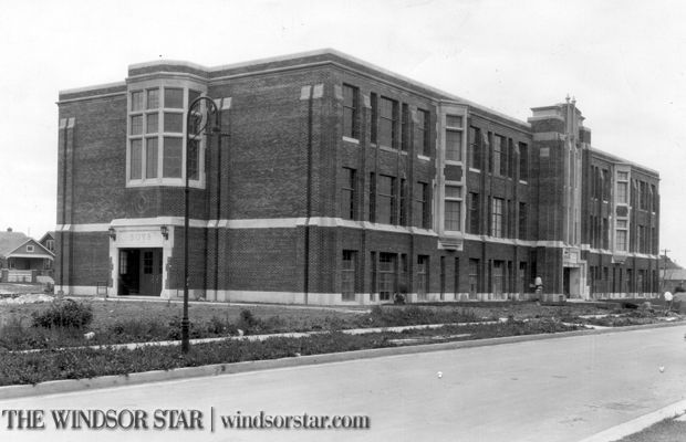 From the Vault: Hugh Beaton School | Windsor Star