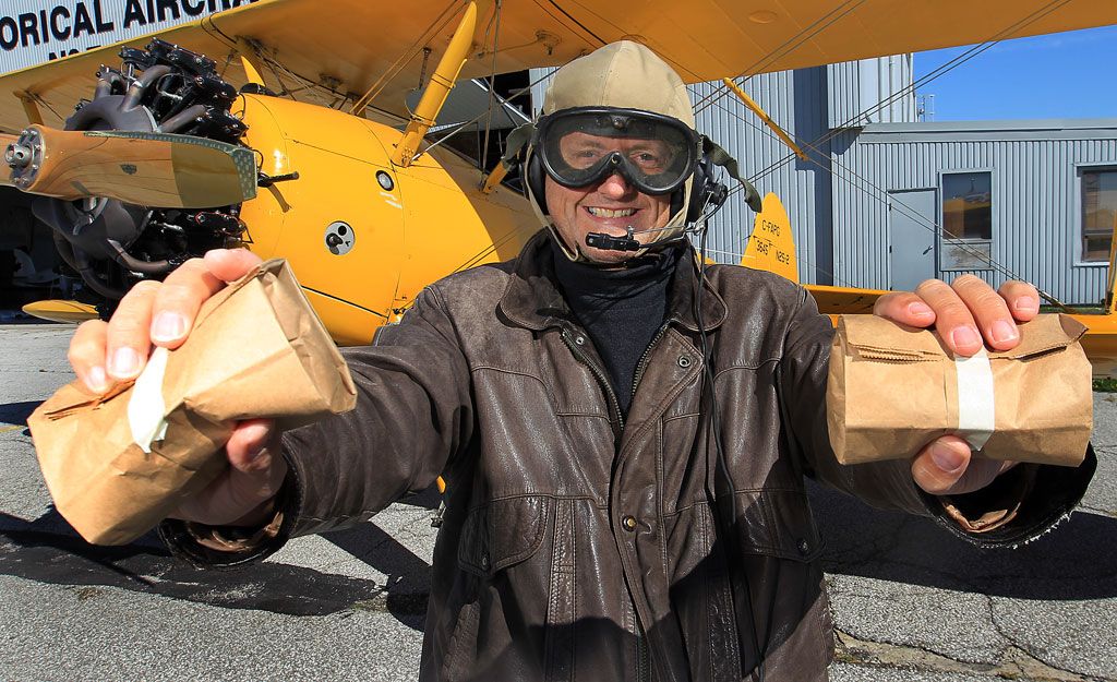 Bombs away at Windsor Airport! | Windsor Star