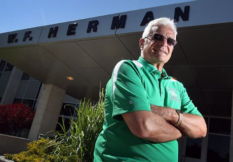 Lumley joins mentors in Hall of Fame | Windsor Star