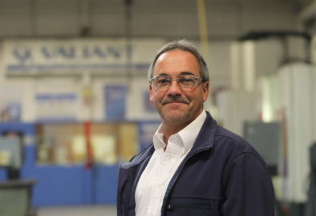 Valiant, school board recognized by manufacturing group | Windsor Star