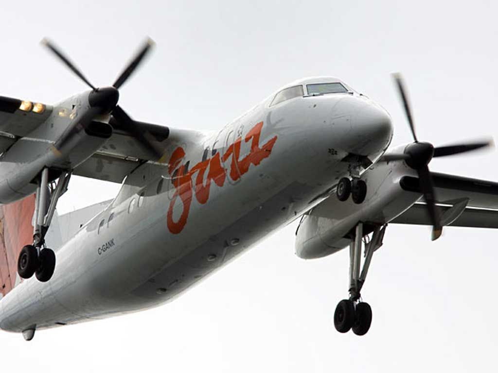 Wheel falls off Air Canada Jazz plane after landing at Pearson airport ...