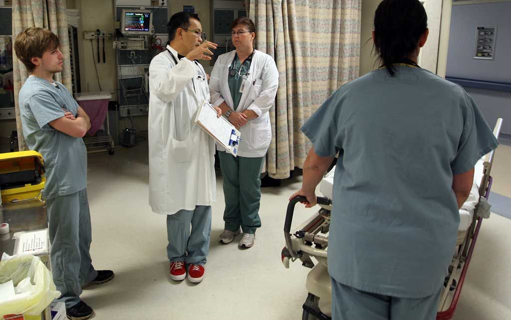 Windsor's medical school adds full-time ER resident program | Windsor Star