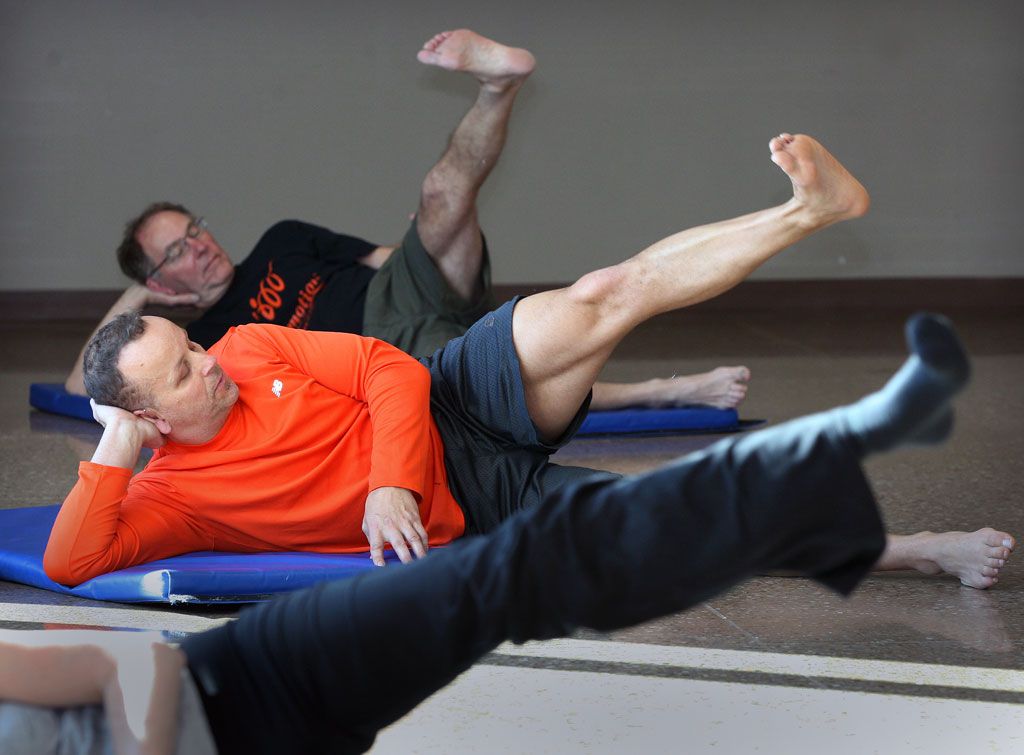 Zoomers pushing their limits in fitness class (with video) | Windsor Star