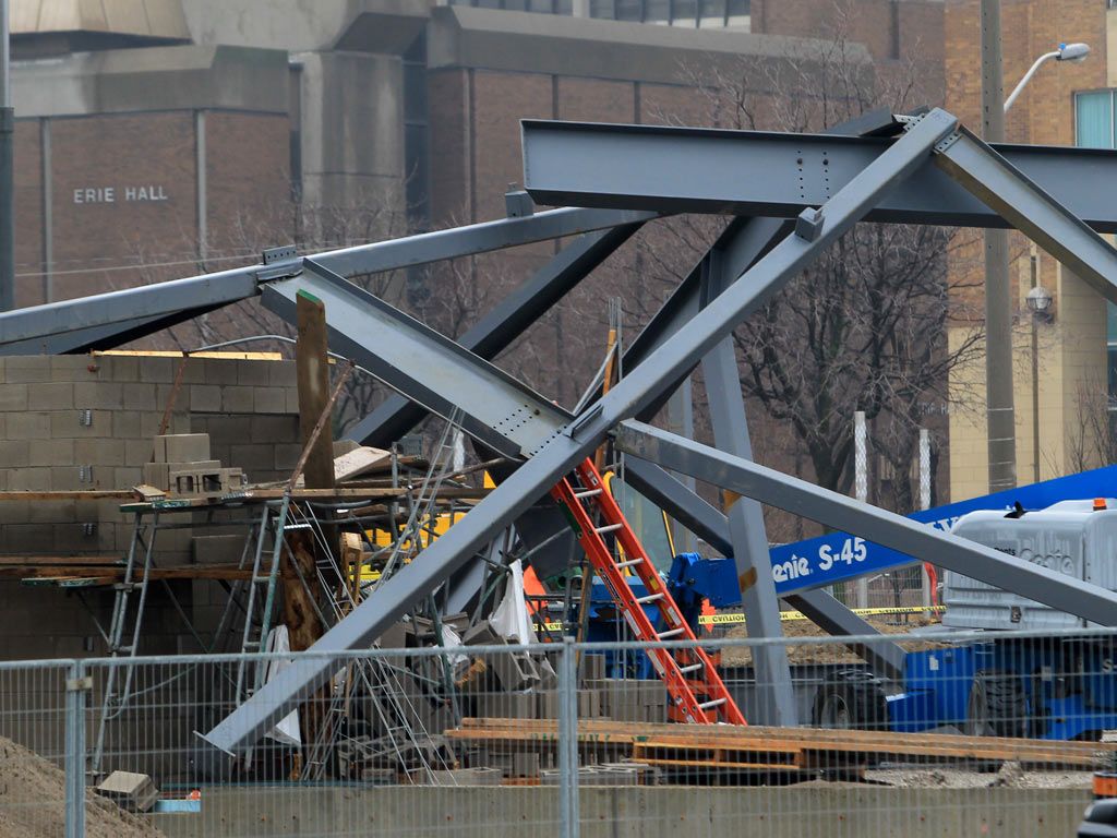High wind and lack of bracing caused campus steel collapse, says ...