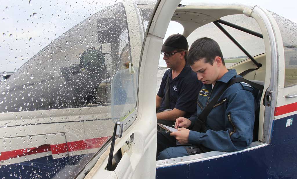Great demonstrations from Royal Canadian Air Cadets | Windsor Star