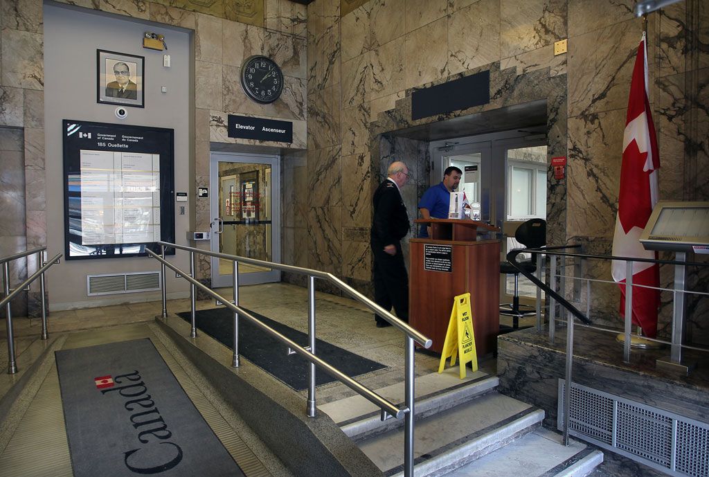 Windsor in Pictures: Jan. 21, 2014 | Windsor Star