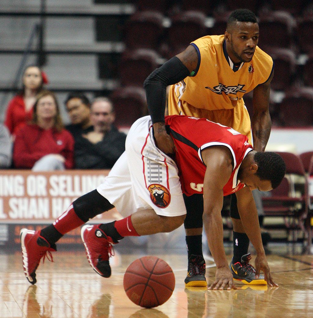 Duff: Express no longer doubting Thomas | National Post