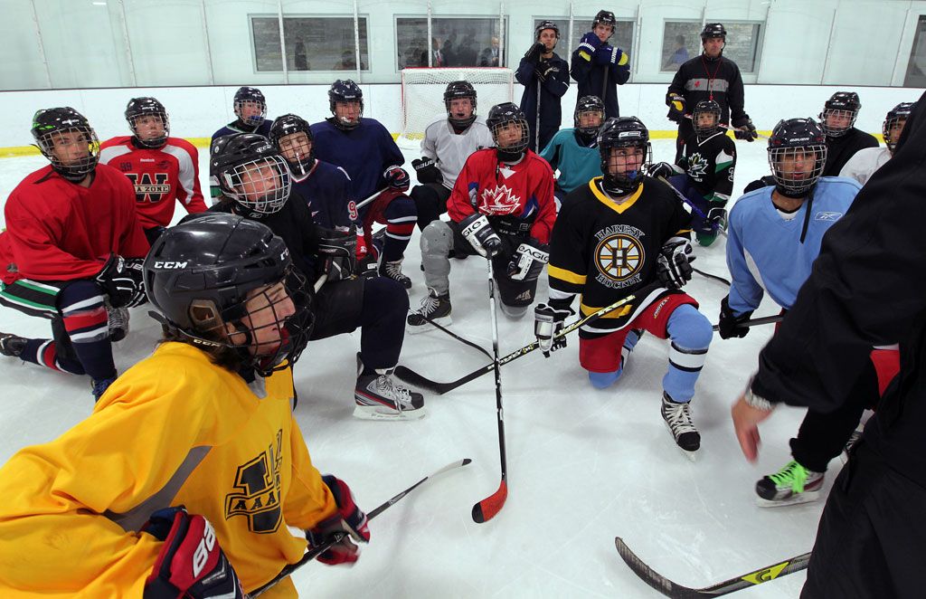 Students hit ice for first time at catholic school board's Hockey ...