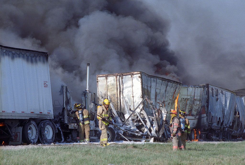 Photos: 1999 Highway 401 Disaster | Windsor Star