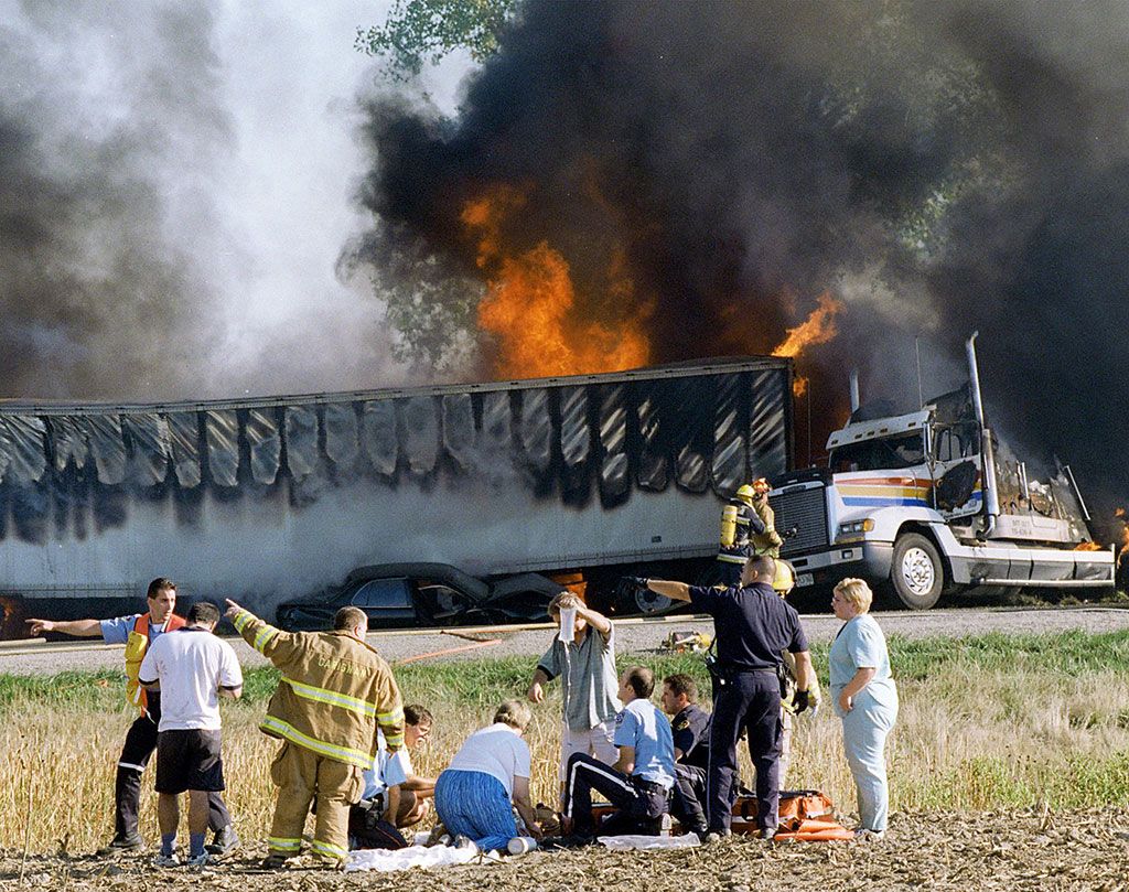 Photos: 1999 Highway 401 Disaster | Windsor Star
