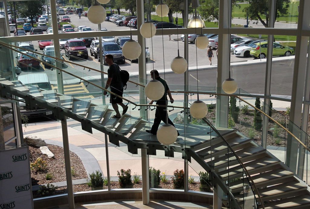 St. Clair College unveils $25-million SportsPlex | Windsor Star