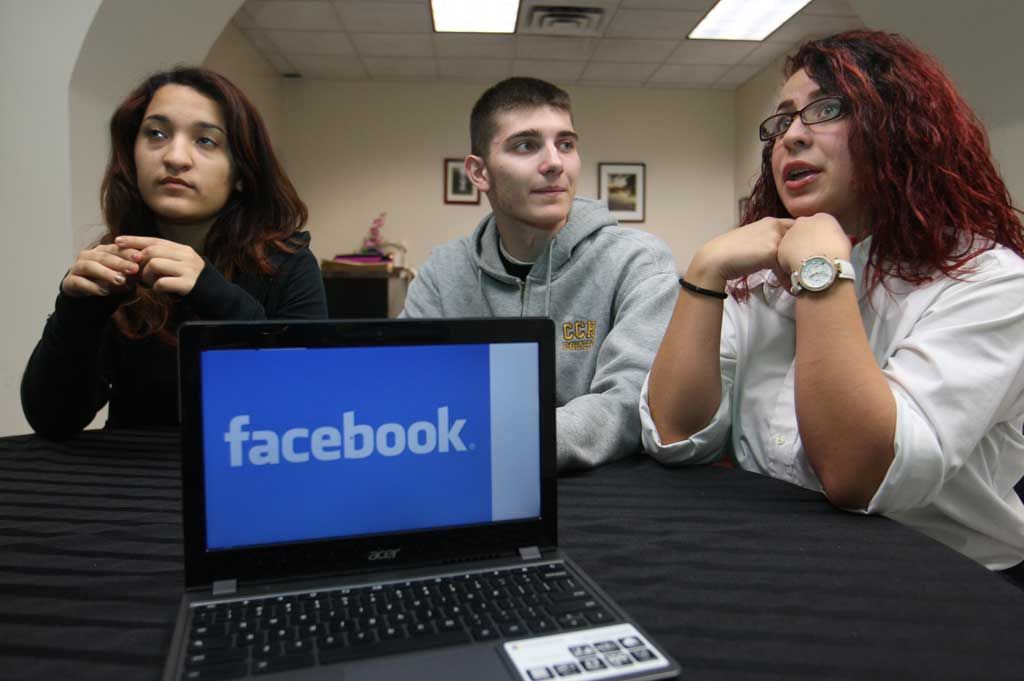 Bullying Awareness Week: When tweets turn bad | Windsor Star