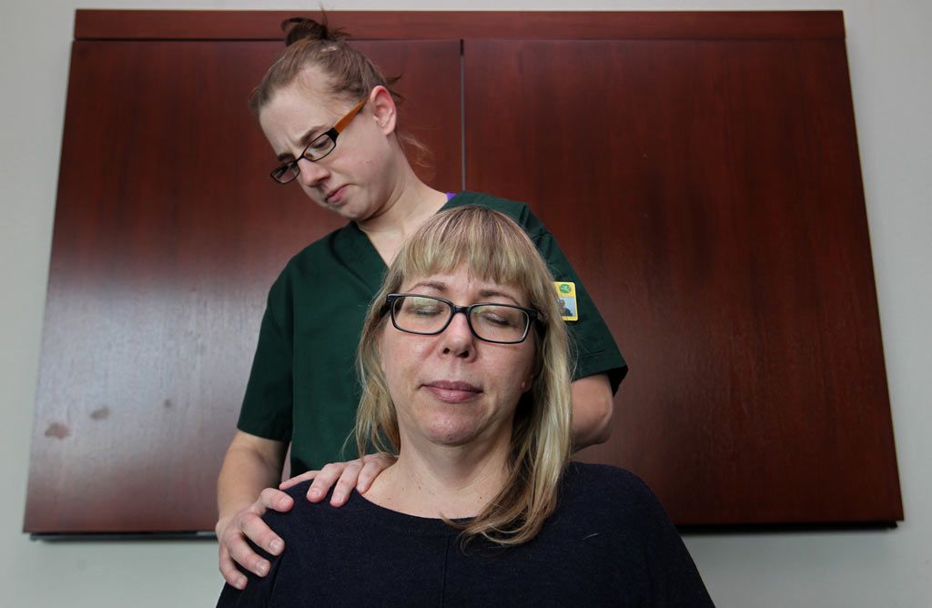 Courthouse massages raise awareness of stress faced by self-represented ...