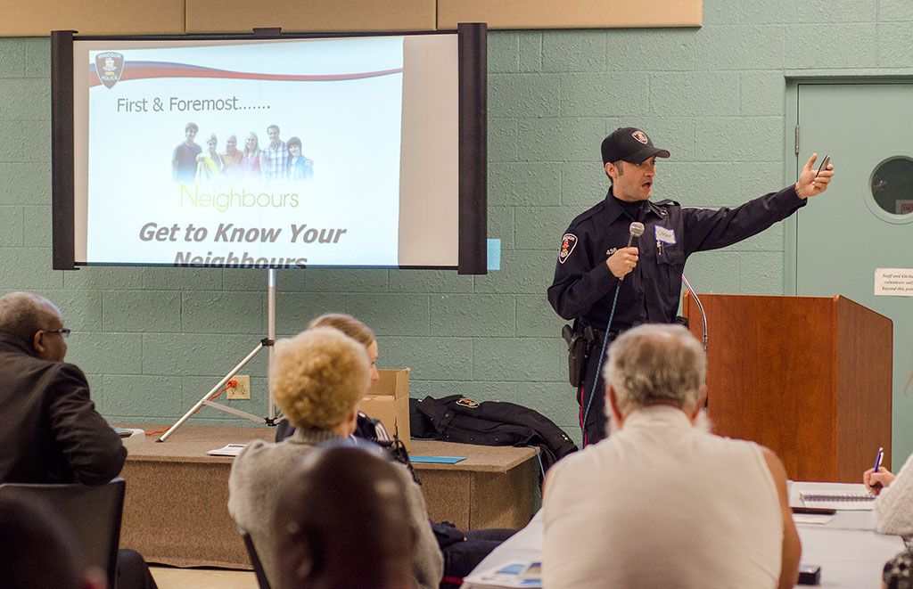 Video: West Windsor residents come together to fight crime | Windsor Star
